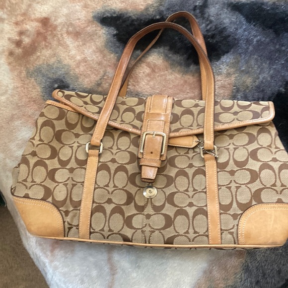 Coach | Bags | Coach Signature Tote No K3j6848 | Poshmark